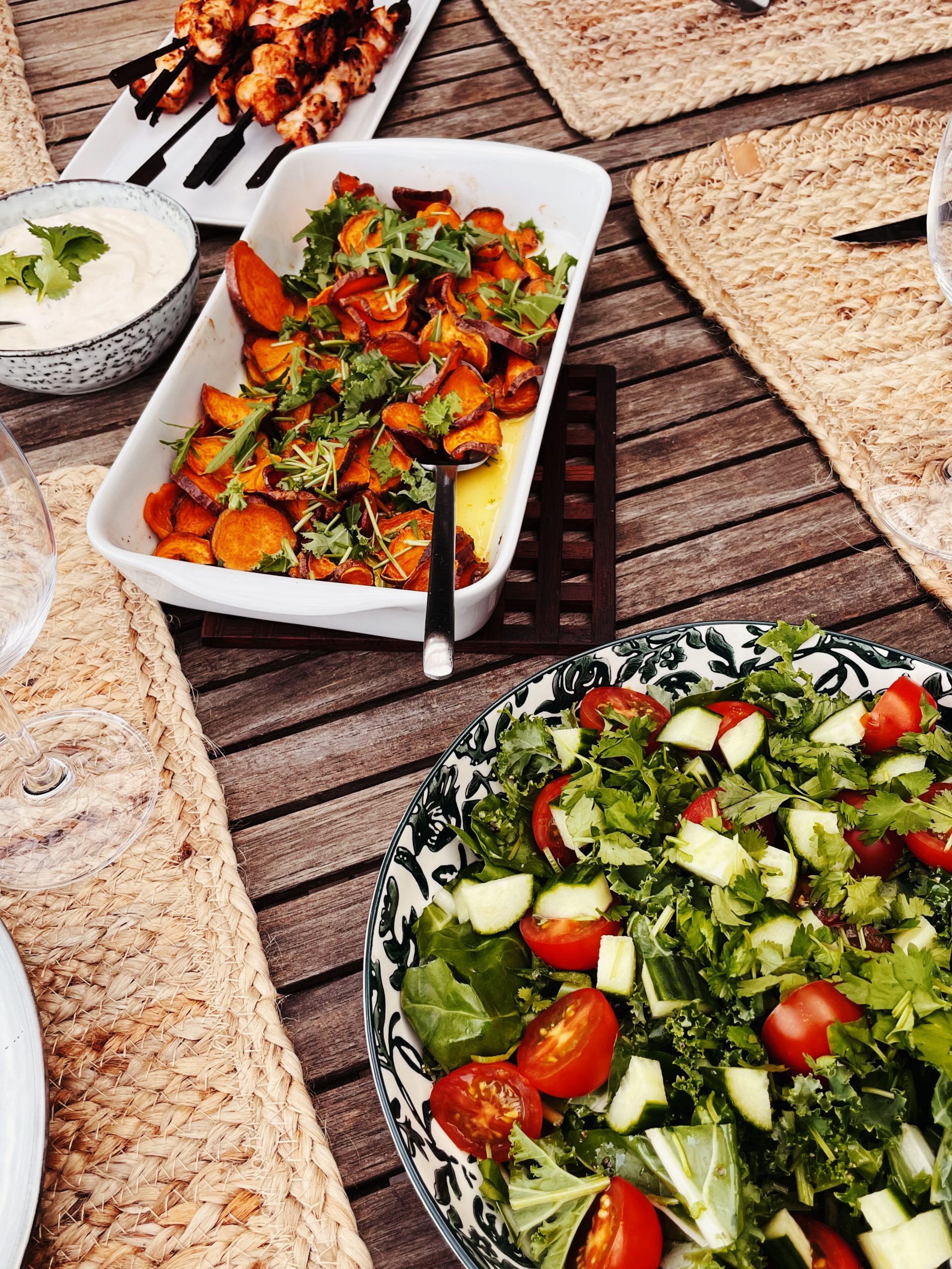 Glad midsommar – ONEGIRLANDHERFAMILY